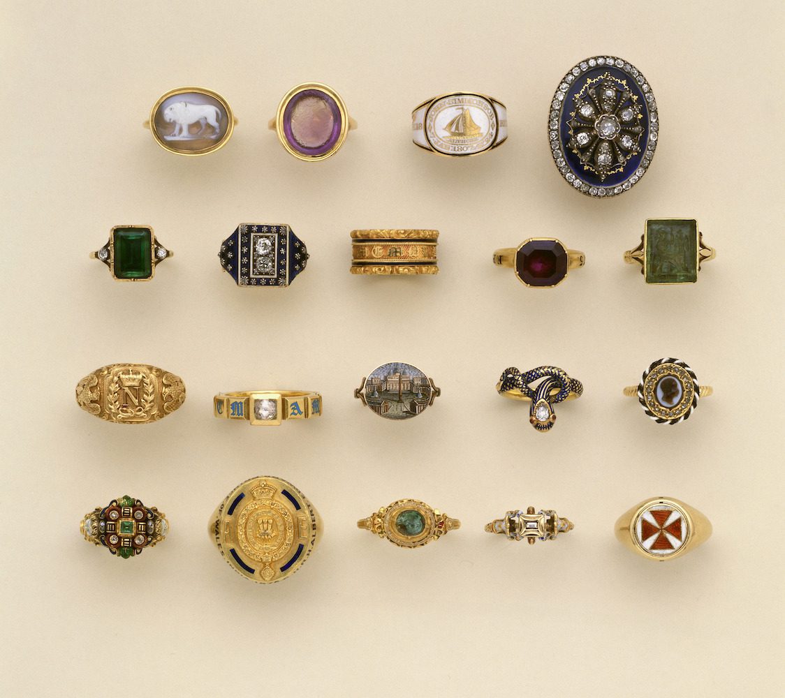 Jewelry: 5 unmissable collections | Scala Archives