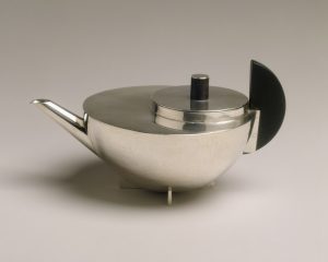 Art Déco: The History of a Style Through 7 Iconic Objects | Scala Archives